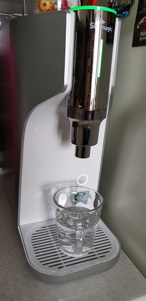 [렌탈] SK매직 올인원 직수 정수기 냉정 WPU-A620C 베이지/어린이 버튼/UV케어살균/스테인리스 직수관/의무사용5년/등록설치비면제/월25,900원 > 3만원대/고급형 ...