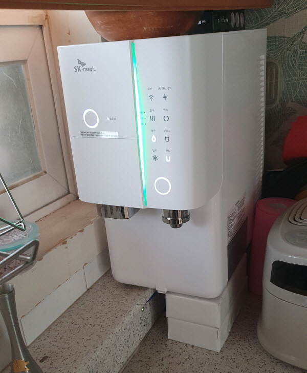 [렌탈] 시즌 맞이 15% 할인 SK매직 All in One 직수 얼음 정수기 냉온 WPU-I220C 화이트/냉온정수얼음 직수형/유아수/UV안심케어살균/사물인터넷IoT ...